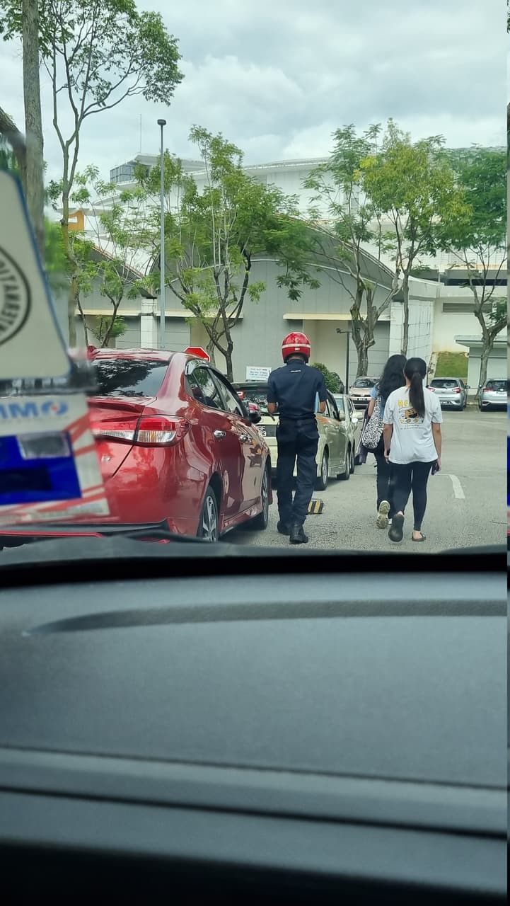 被惩罚了吧~ - MMU板 | Dcard