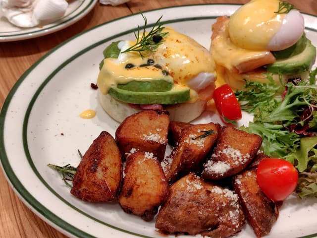 夏普sense9 蒼松綠開箱心得 - 3C板 | Dcard