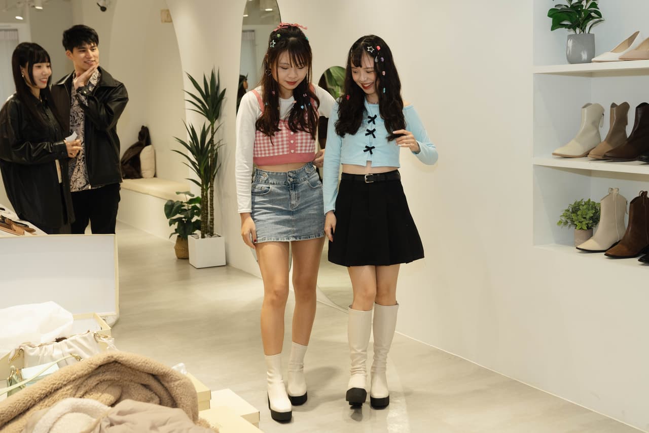 #活動花絮 D+AF x Dcard 年末復古趴👗穿搭水水們大集合🌟多種不同的穿搭風格都能在D+AF找到妳的命定鞋💞 - 穿搭板 | Dcard