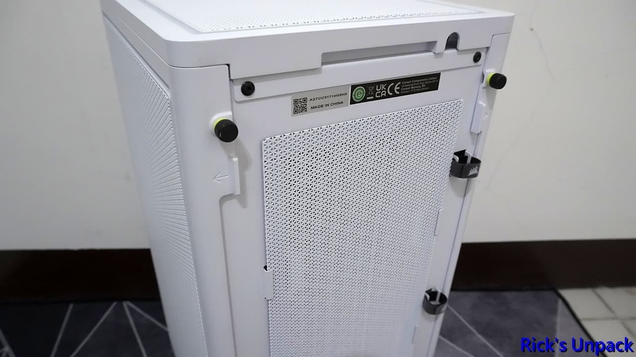 【開箱】朦朧美、散熱佳直立小機殼 | CORSAIR 2000D RGB AIRFLOW + CORSAIR SF850L開箱 - 3C板 | Dcard