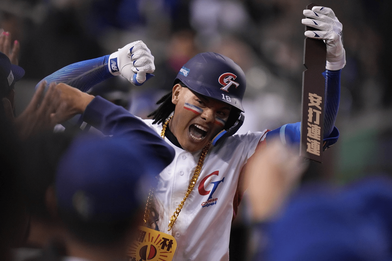 #世界棒球經典賽⚾️ 集中討論｜2/22 資格賽 中華隊🇹🇼9：1 南非隊🇿🇦，奪下本日資格賽勝利！ - B249 留言 | Dcard