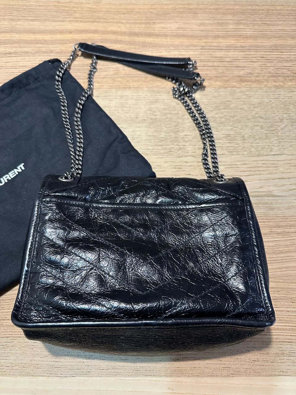 #我要賣 我要賣 YSL niki baby 黑色 - 二手交易板 | Dcard