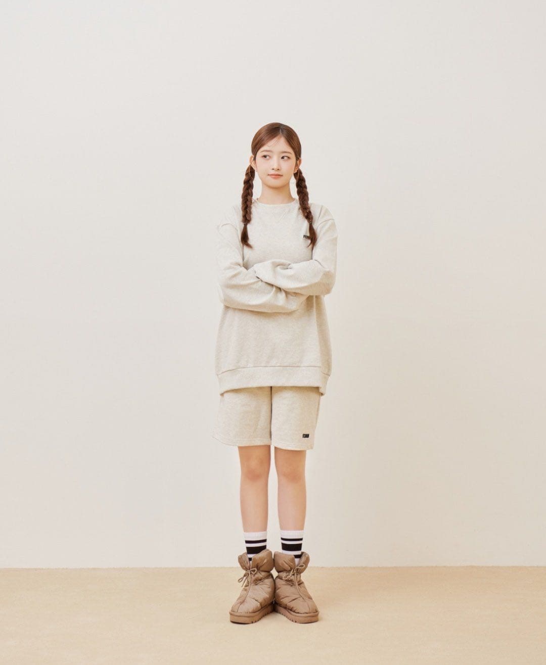 #代言 Rei - FCMM 23S/S 新品Look Book (購買送小卡) - IVE板 | Dcard