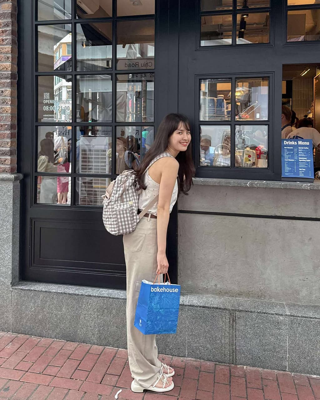 帶著Walking mum 防潑水後背媽媽包時尚遊香港🇭🇰 - 蝸牛的蝸 (@thisisgua_) | Dcard