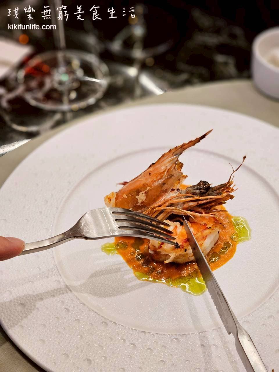 七期裡的香草花園餐廳！夏登法式鐵板燒 $1450吃活鮑魚、A5和牛、日本生蠔 台中法式料理推薦 - 美食板 | Dcard