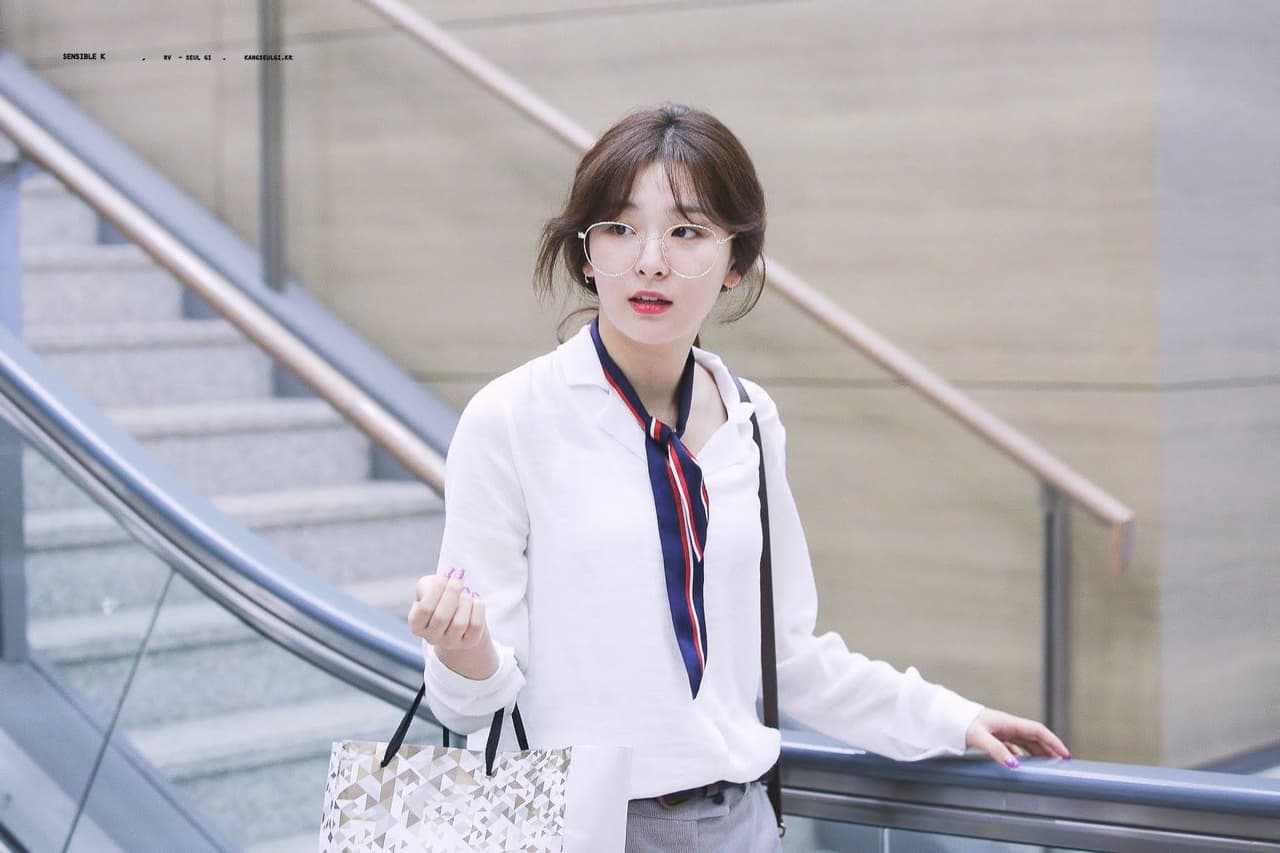 腰身SM TOP3 - Red velvet Seulgi（私服） - B33 留言 | Dcard