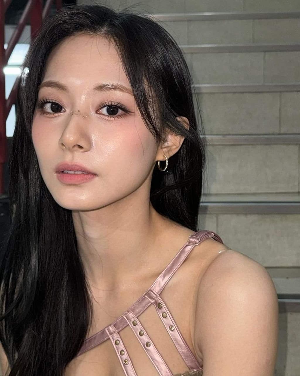 #分享 子瑜🦌穿著末放舞台服裝的IG美照💙 - TWICE板 | Dcard