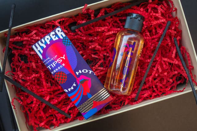 HARU｜HYPER TIPSY 微醺熱感紅酒 口交潤滑液 - 西斯板 | Dcard