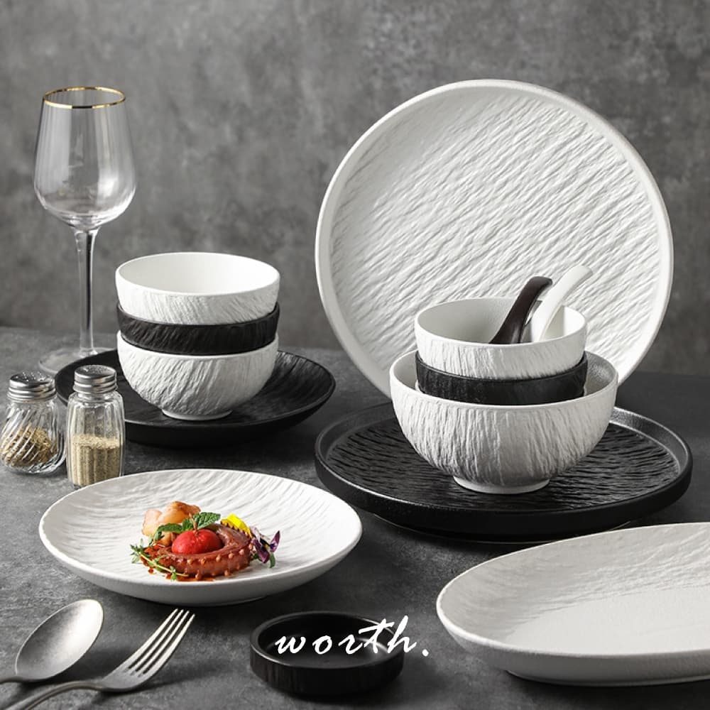 【2026餐盤推薦】5款Dcard/PTT熱門評比：擺盤像大廚！KINTO、康寧、美濃燒！ - 墨墨 (@momoink) | Dcard