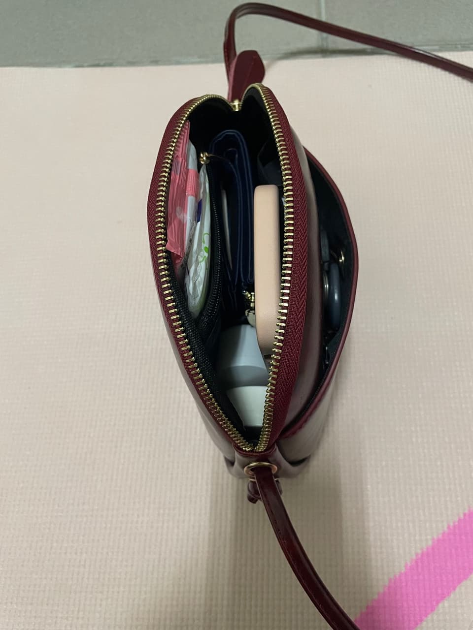 #分享 近期愛用的二顆韓國品牌--98doci的包包 - 穿搭板 | Dcard