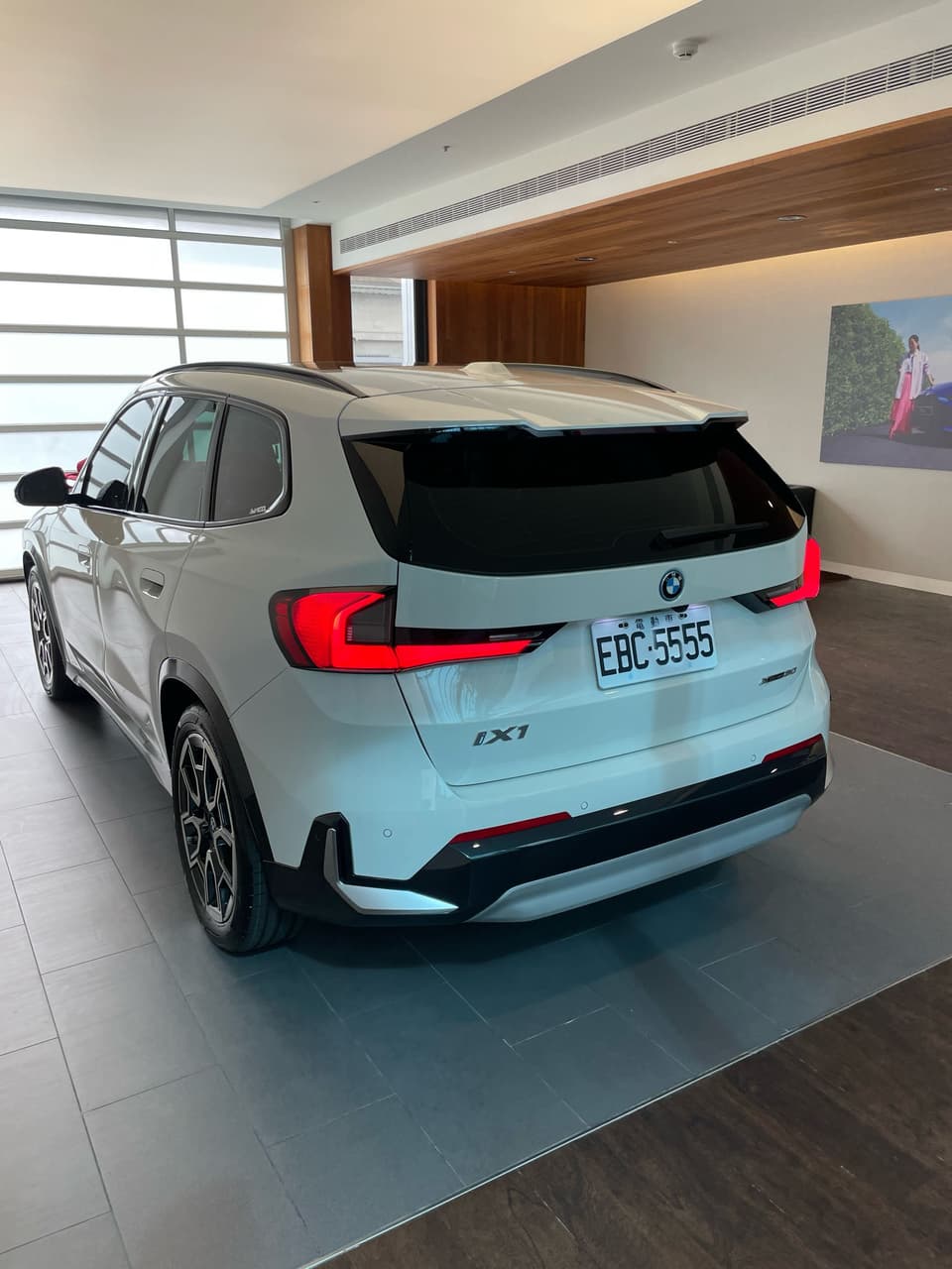 BMW The iX1 交車大吉🍊 - 汽車板 | Dcard