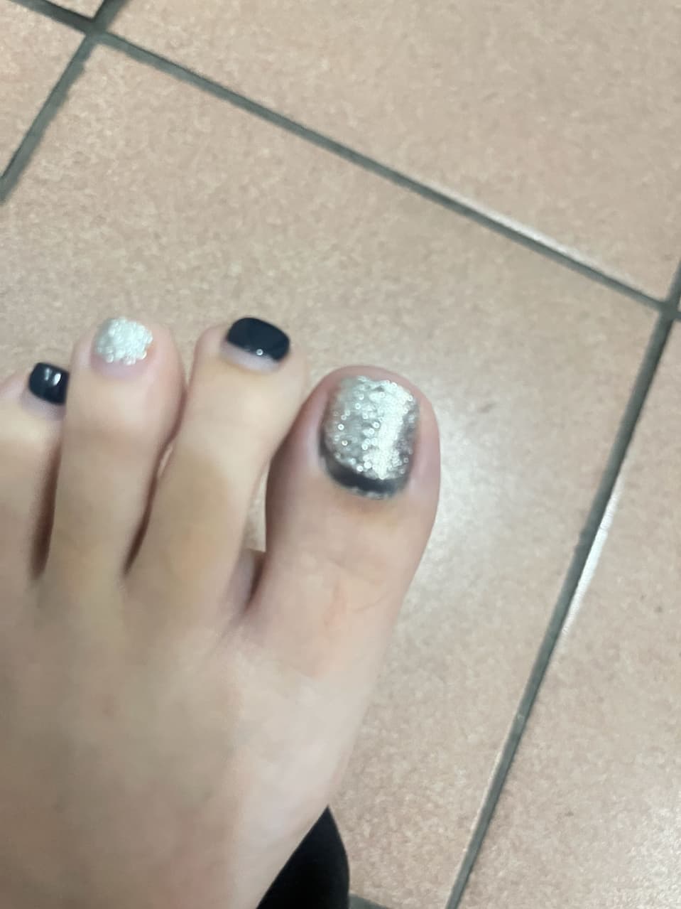 問題 有做美甲但有瘀青還可以繼續做嗎 美甲板 Dcard