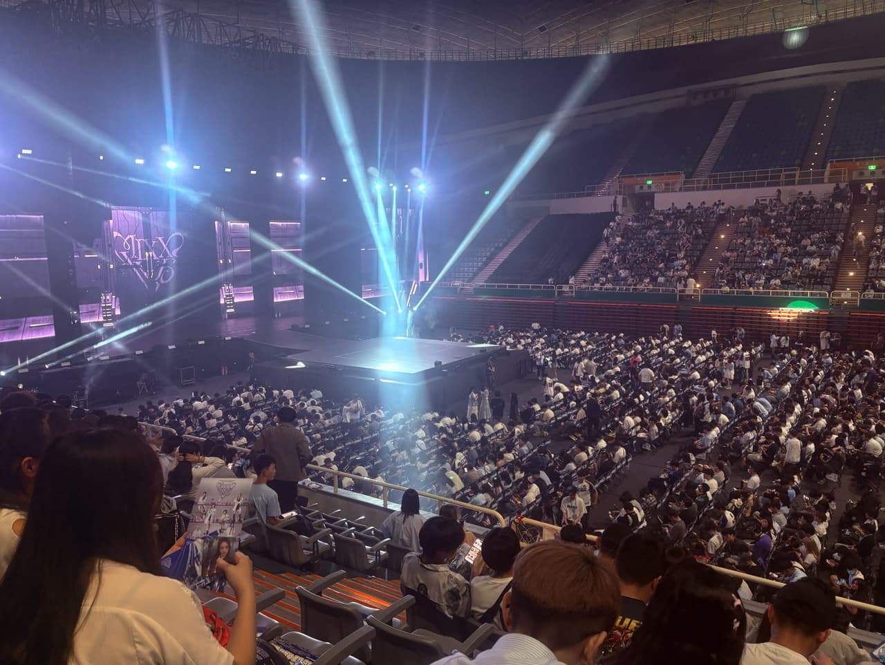 #集中討論 NMIXX 林口體育館視野分享 - B9-1 留言 | Dcard