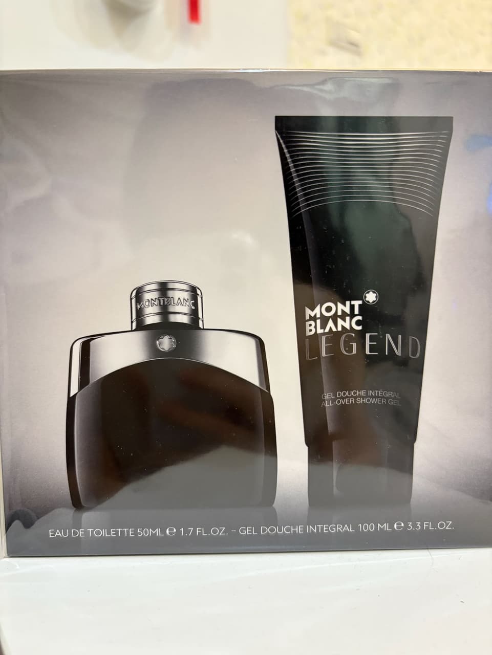 #我要賣 MONTBLANC傳奇經典男性淡香水禮盒（淡香精50ml+沐浴精100ml) - 二手交易板 | Dcard