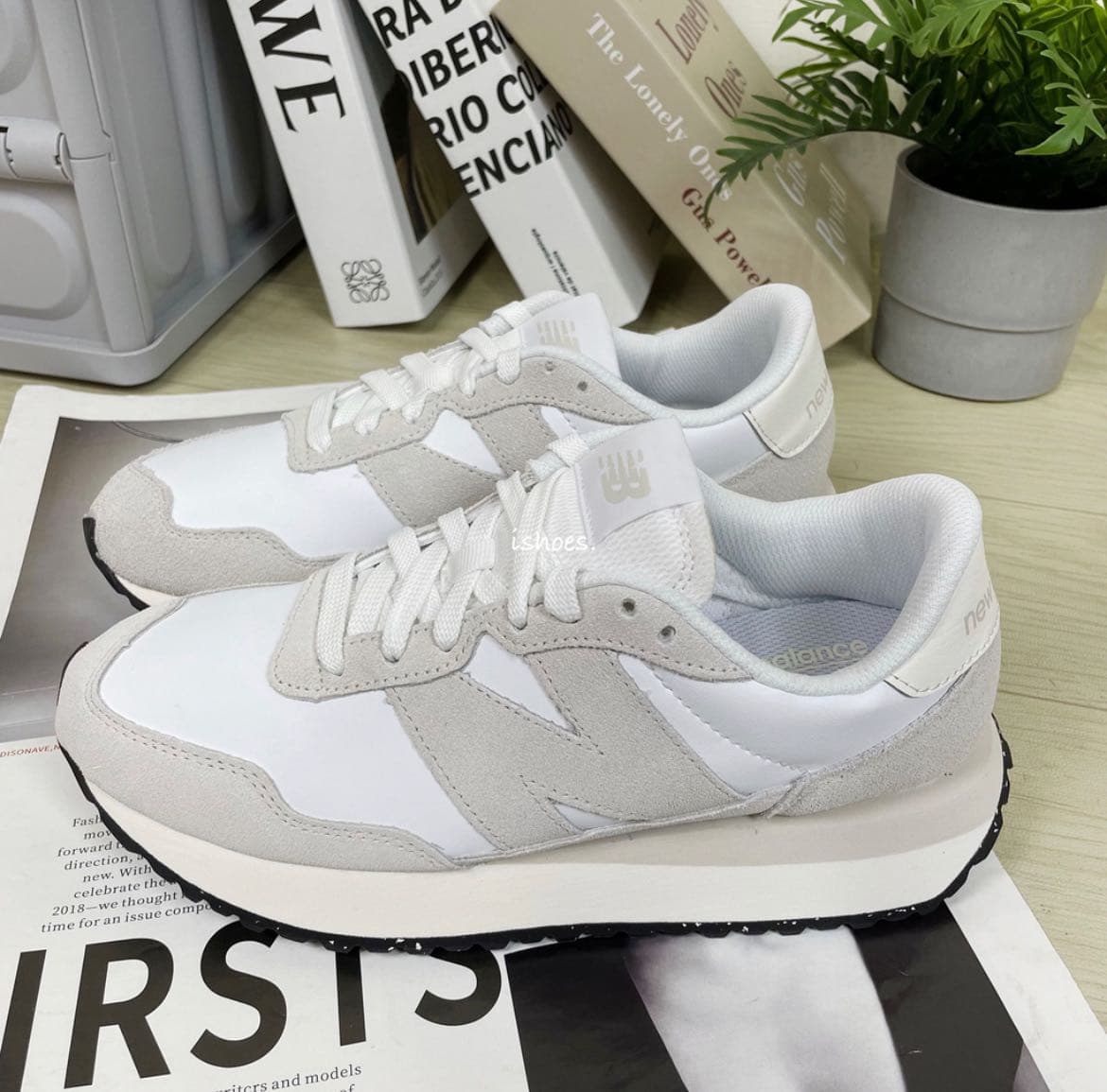 #詢問 NB237/327顏色選擇 - 穿搭板 | Dcard