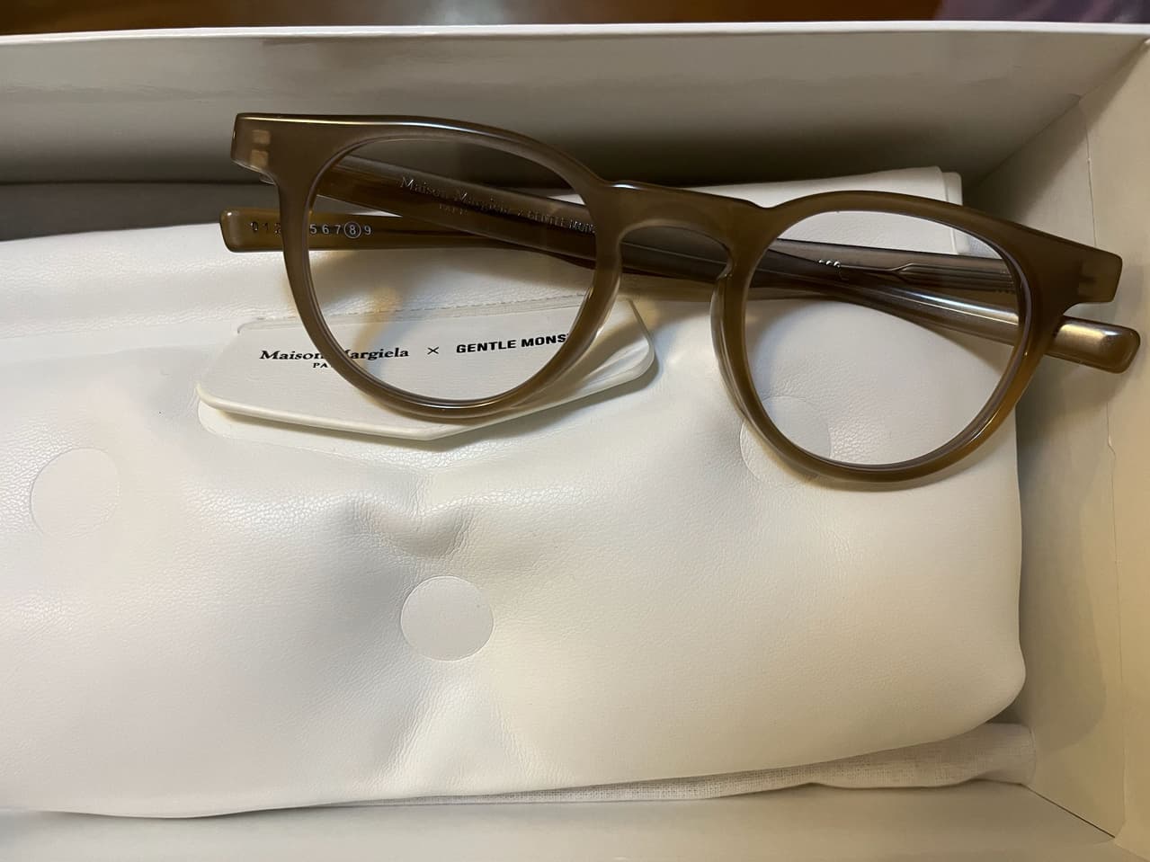 #我要賣 Gentle Monster x Maison Margiela 聯名 MM116 - 二手交易板 | Dcard