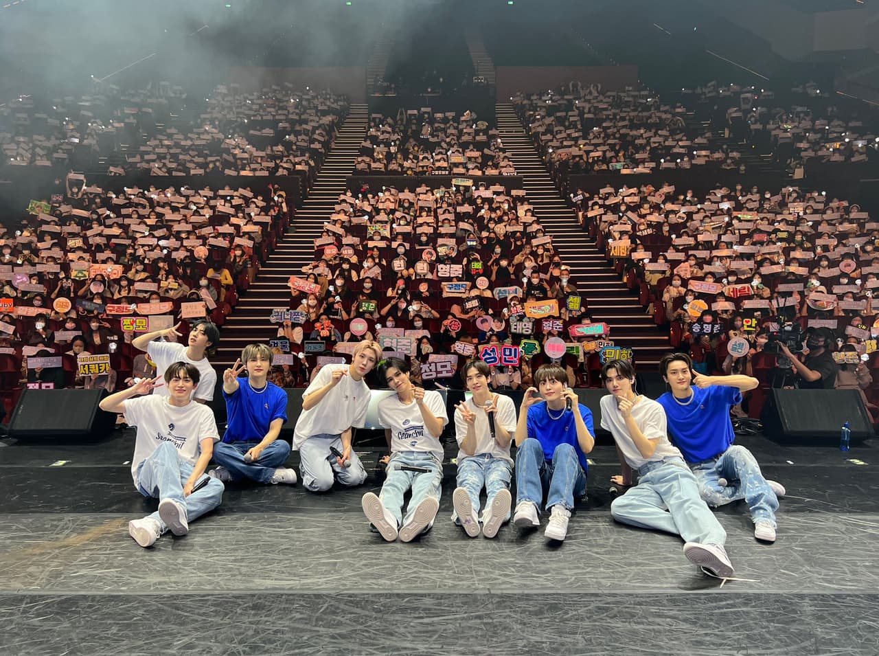 #分享 CRAVITY 11月27日💌首場台灣FAN-CON「CENTER OF GRAVITY」🎸 - 韓星板 | Dcard