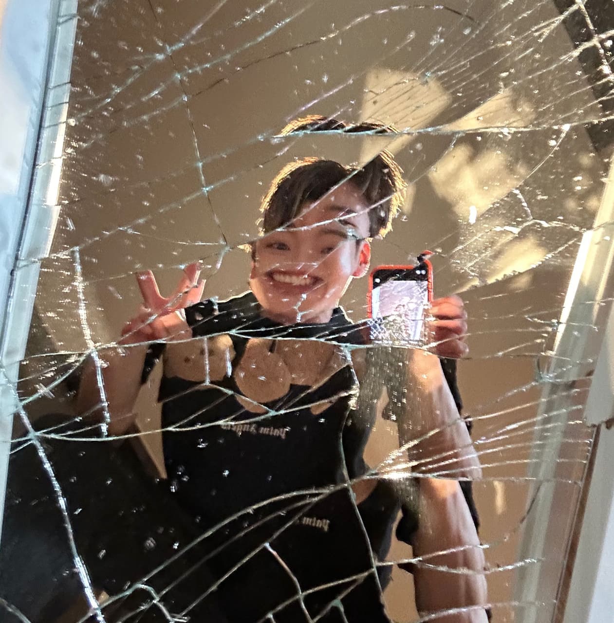 #分享 WINNER 極與極的鏡子自拍🤳 - 追星板 | Dcard