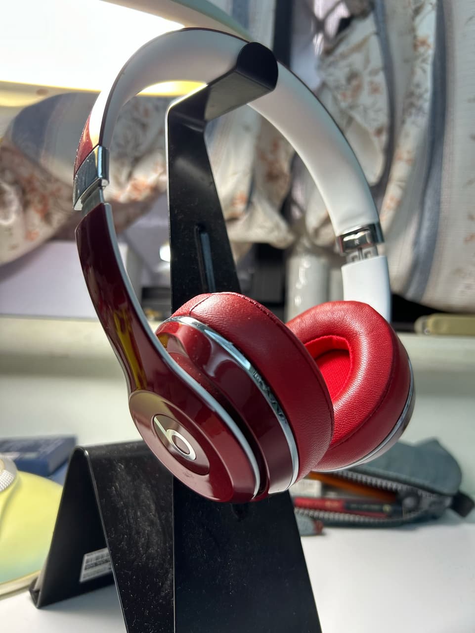 #我要賣 誠可議🥹Beats耳罩式耳機 Solo2 - 二手交易板 | Dcard