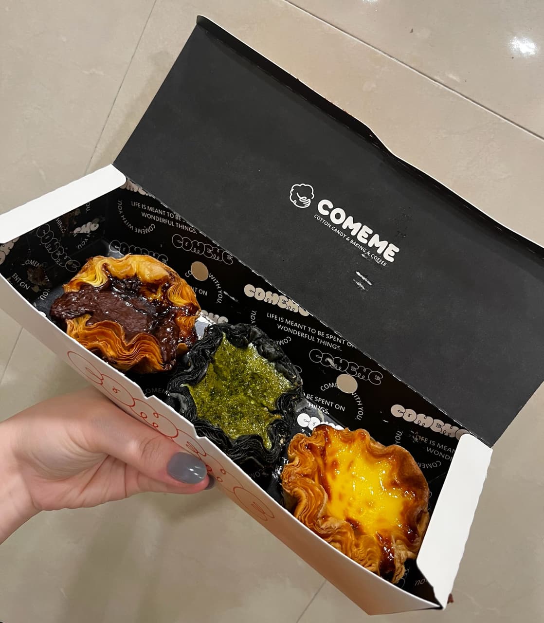 #COMEME吃什麼 三款千層蛋塔開箱🥚 - Minnie吃什麼🧡 (@minnieeeat) | Dcard