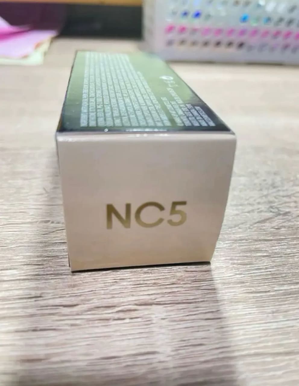 #我要賣 #我要賣 #MAC超持妝奢緞粉底精華 全新色號NC5 - 二手交易板 | Dcard