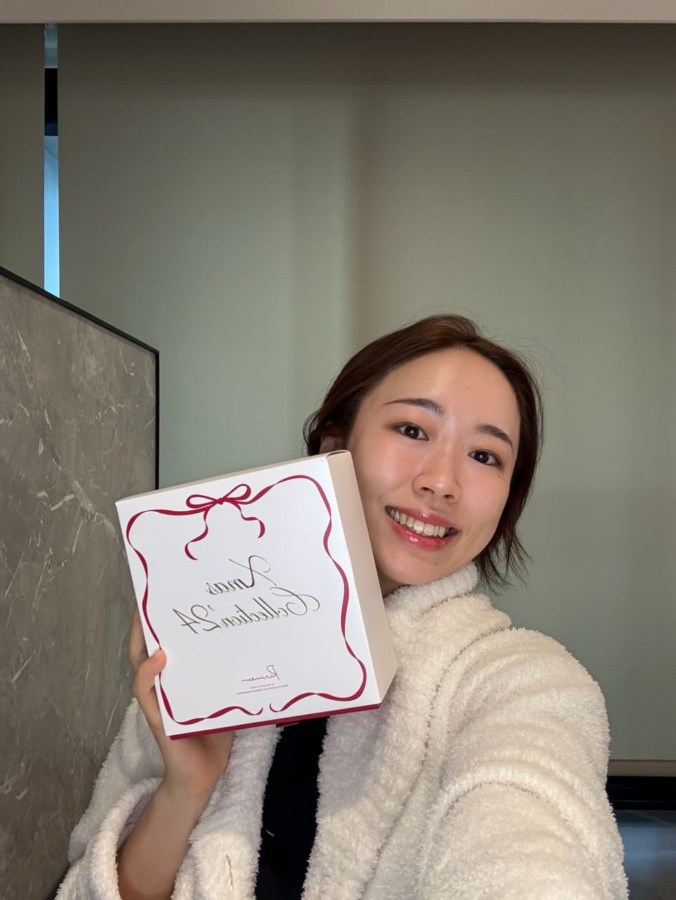 #試色 ririmew聖誕限定禮盒’24開箱🎄🎄年末聚會嘴巴閃亮亮好漂亮 - 美妝板 | Dcard