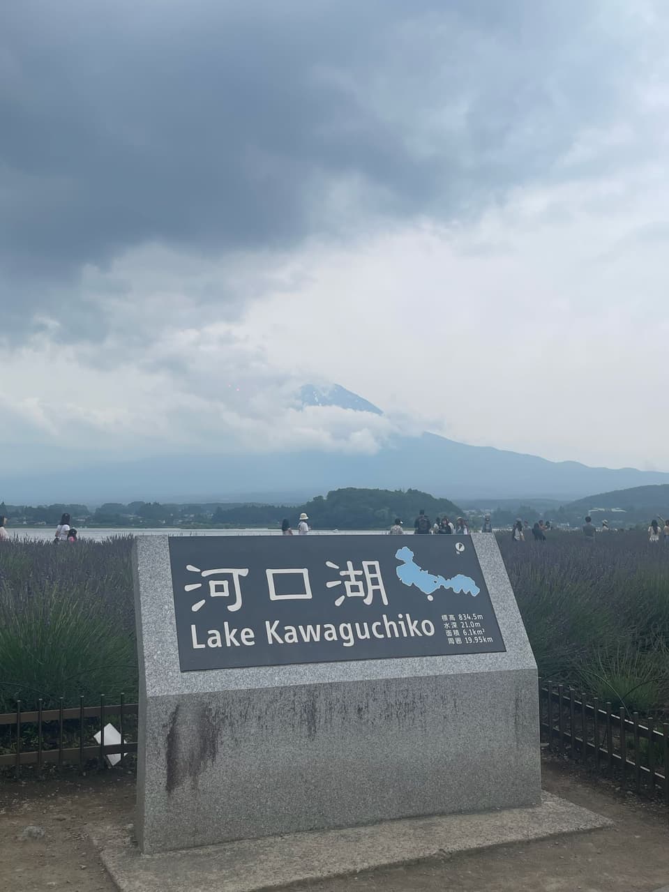 日本🗻｜ 河口湖「富士山」包車一日遊 含午餐 開箱 中午導遊 忍野八海 大涌谷 - 有什麼好吃好玩好用 (@qqyuuuuu) | Dcard