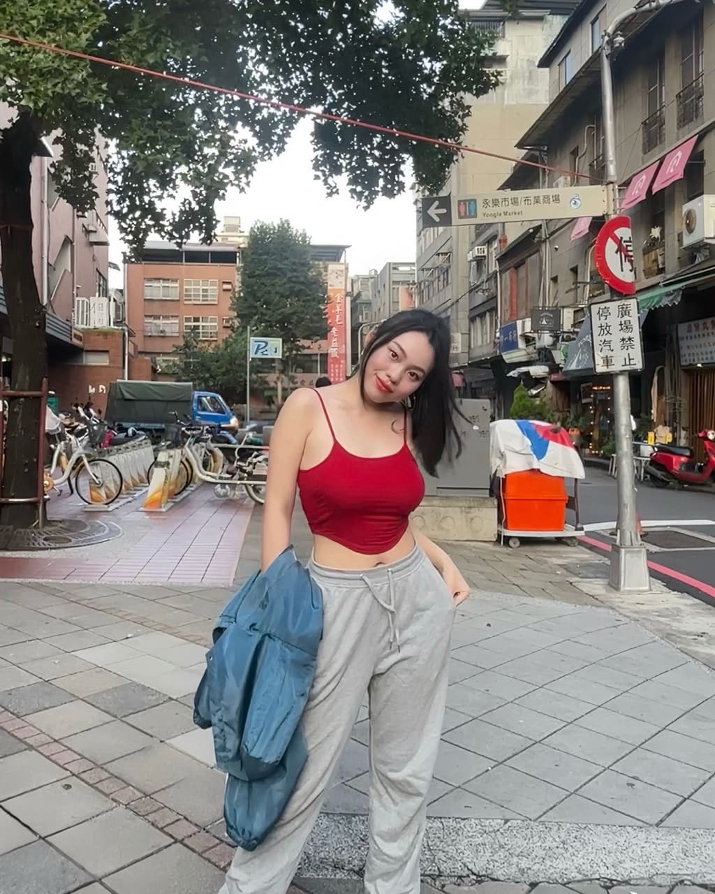 OOTD 來跟大家聊聊天🫶🏻 - Ann安 (@landershuk) | Dcard