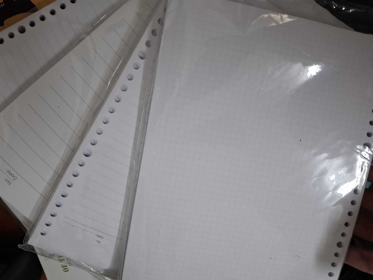 搬家贈送，a4紙，活頁夾，活頁紙 - 逢甲大學板 | Dcard