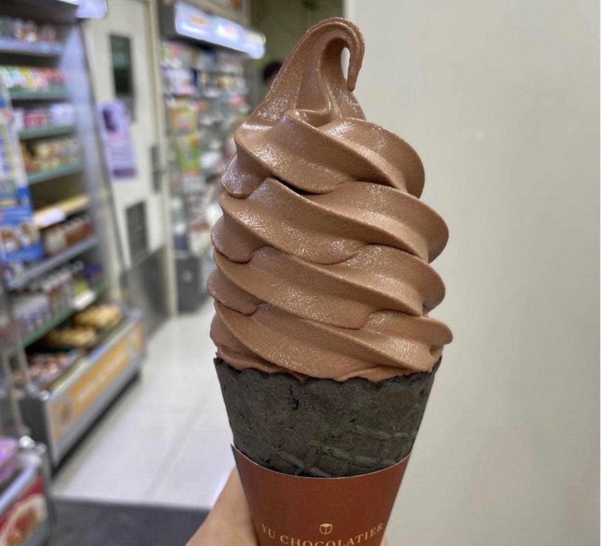 #分享 全家vs 7-11巧克力霜淇淋🍦 - 超商板 | Dcard