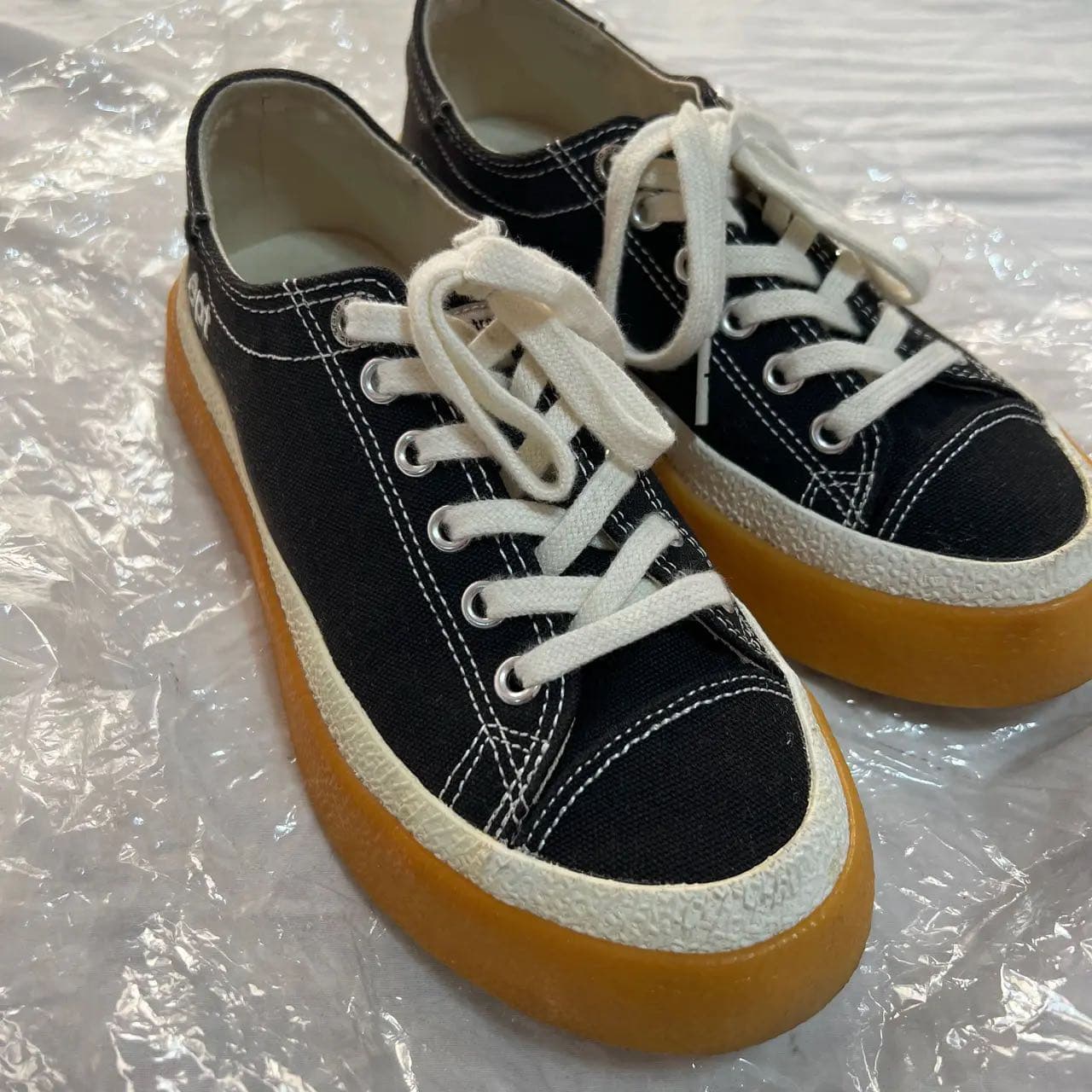 #我要賣 韓國EPT DIVE LAYER深藍色厚底帆布鞋 - 二手交易板 | Dcard