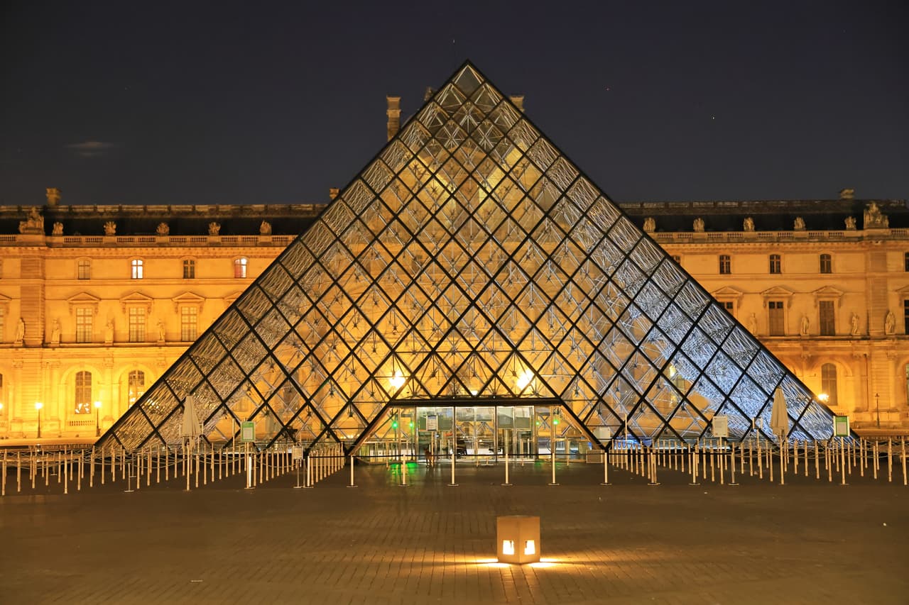 (映像旅行)“EP2”夜裡迷人、奢華宮殿的巴黎in法國 - 映像生活 (@imagelife) | Dcard