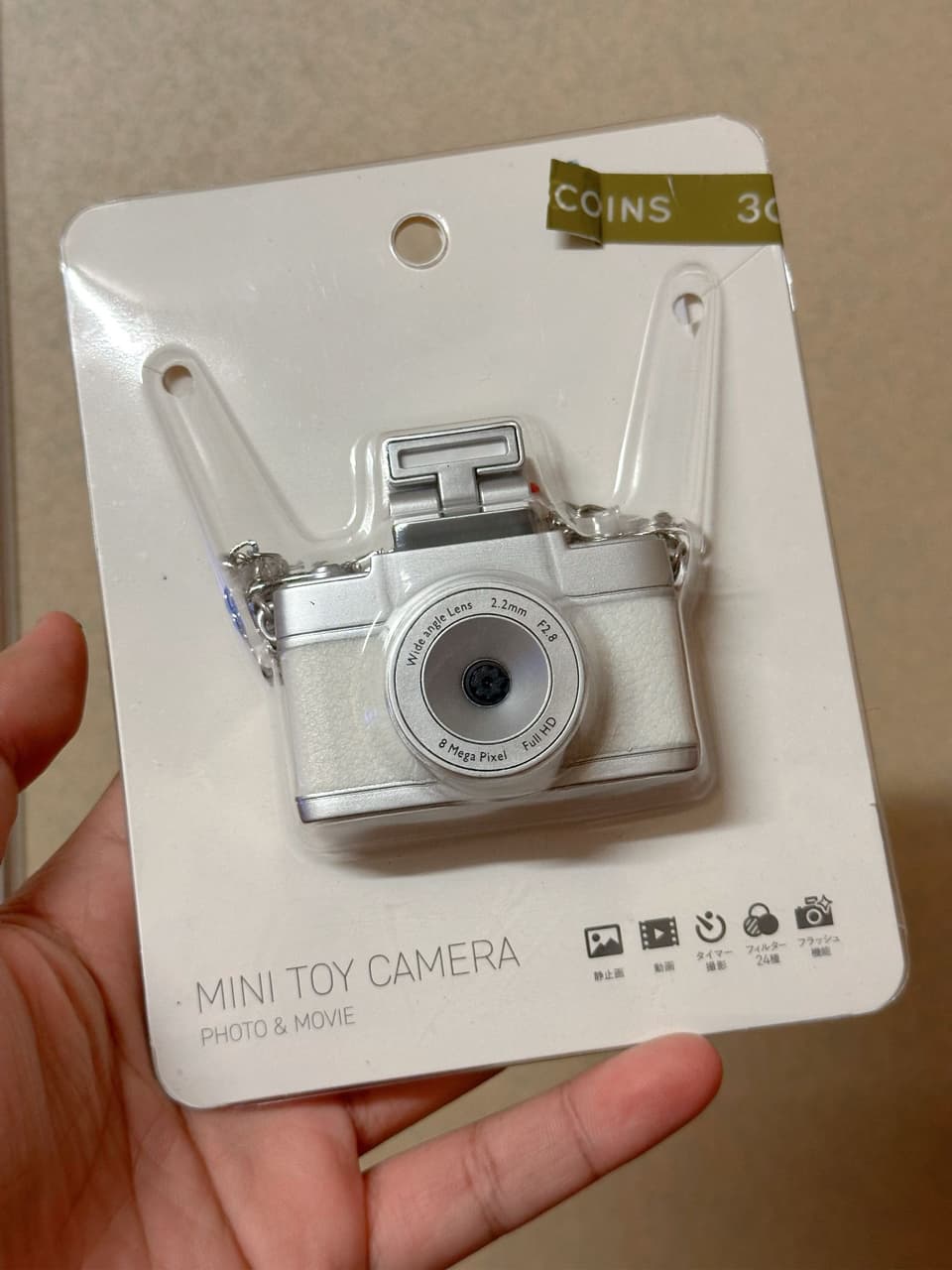 Mini Toy Camera開箱文｜24種濾鏡、可錄影的復古玩具相機！ - 小R (@r_show0501) | Dcard
