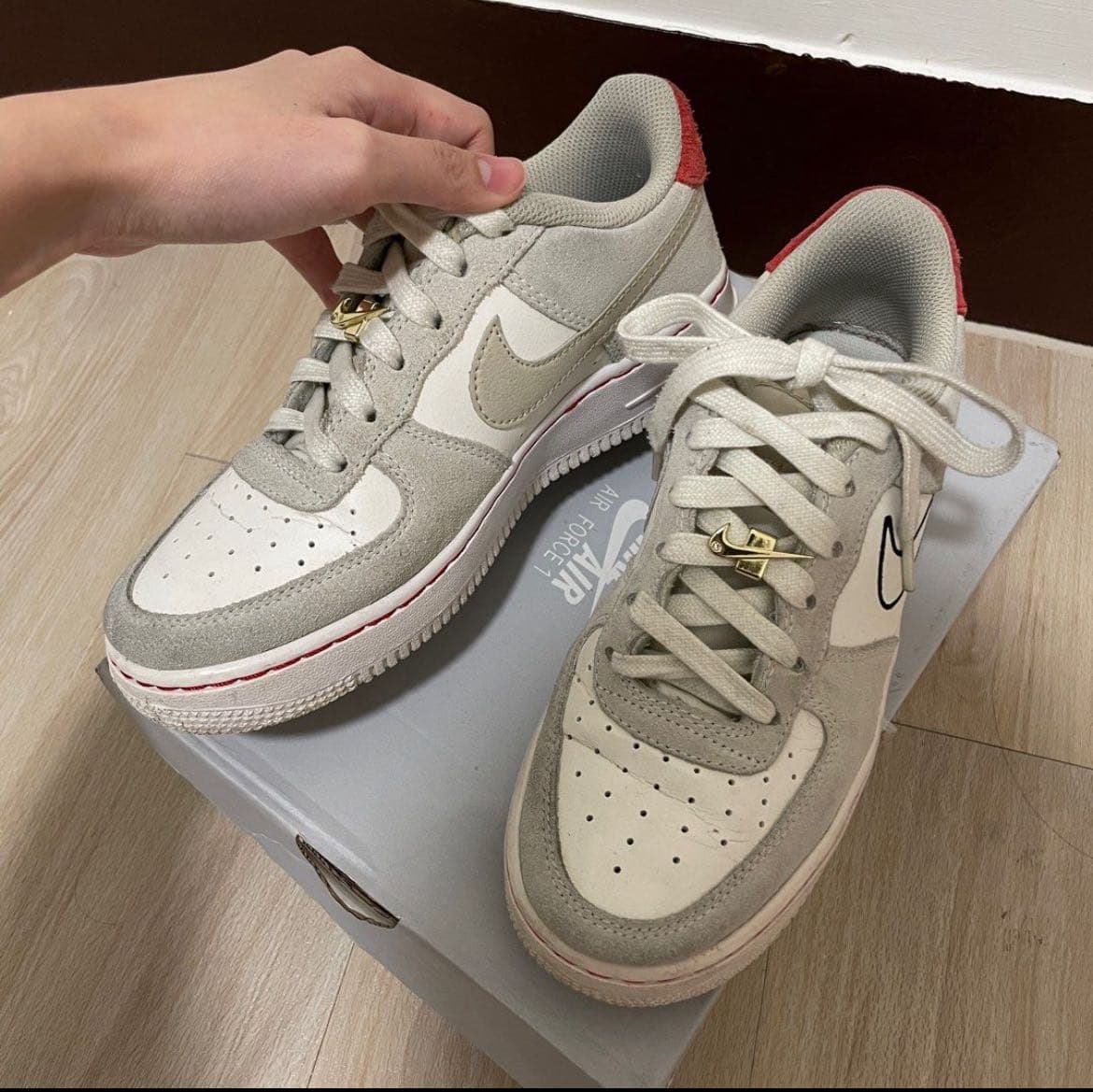 #我要賣 已售 23.5cm 麂皮 Nike Air Force 1 - 二手交易板 | Dcard