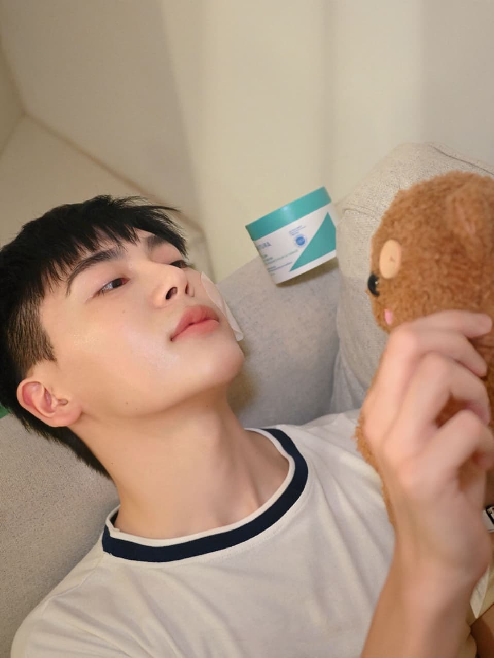 Olive yung 熱銷No1 AESTURA韓國醫美術後指定品牌！ - 查理QQ _穿香水 (@charlie_qq) | Dcard