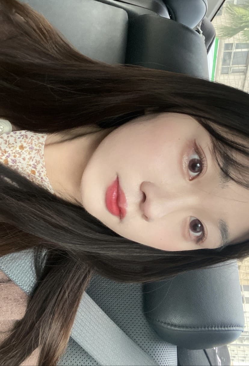 #分享 戴過最好看的粉色隱眼*:;:*ﾟ｡+♡+🐰🌸 - 小勺🐰 (@rabbitinthehole) | Dcard