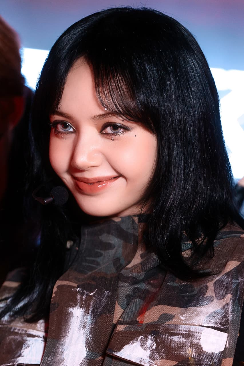 #分享 Lisa 人歌舞台照（圖多） - BLACKPINK板 | Dcard