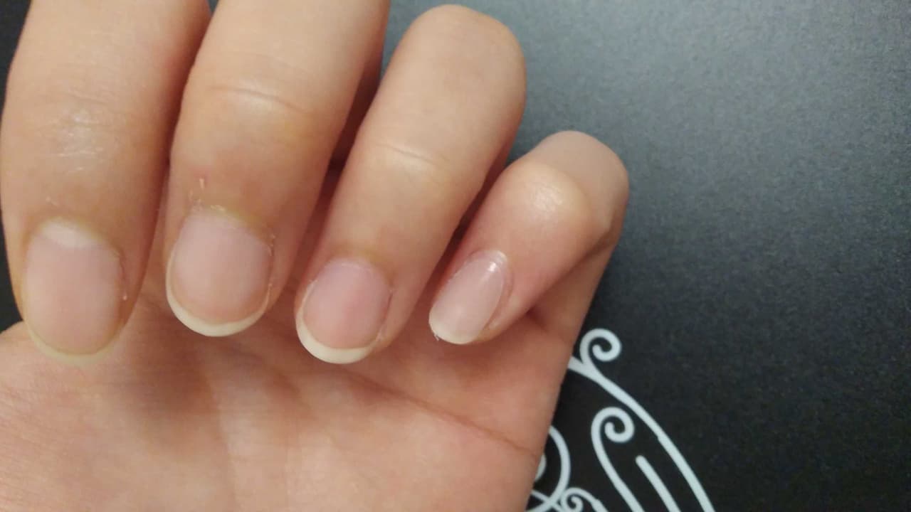 問題 想請教美甲貼片使用問題🙏 美甲板 Dcard