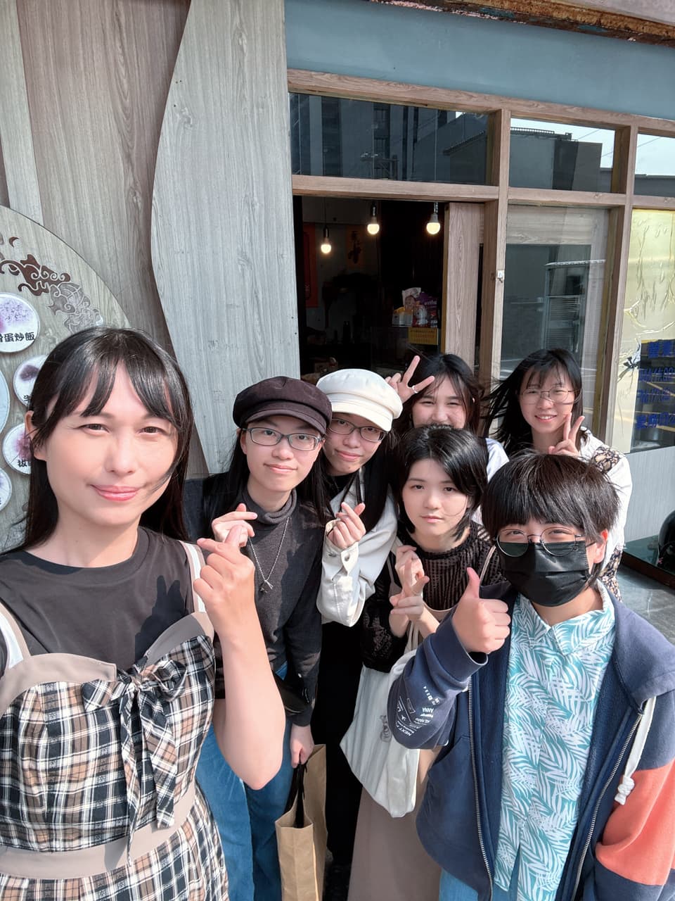 重返北藝大！和動畫系學弟妹的感動交流！！ - 🌵仙人掌🌵 (@ffyak) | Dcard