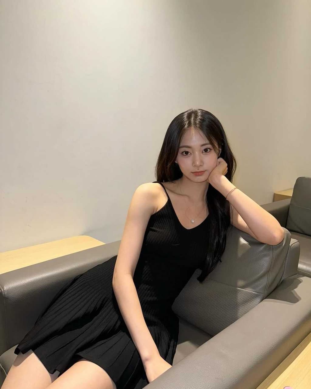 #分享 子瑜 ig黑色小禮服 - TWICE板 | Dcard