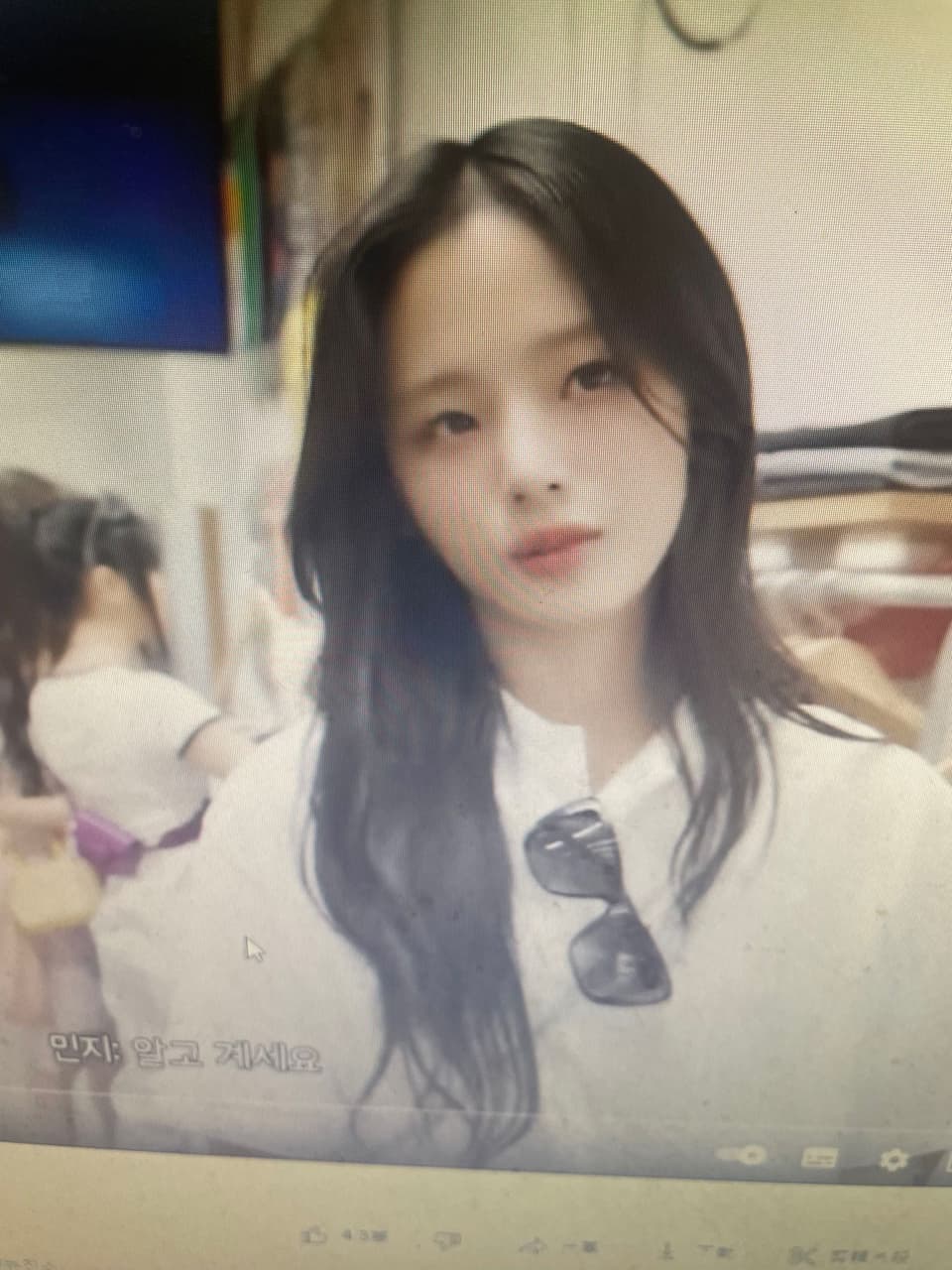 #詢問 這兩個好可愛 求是誰 - 韓星板 | Dcard