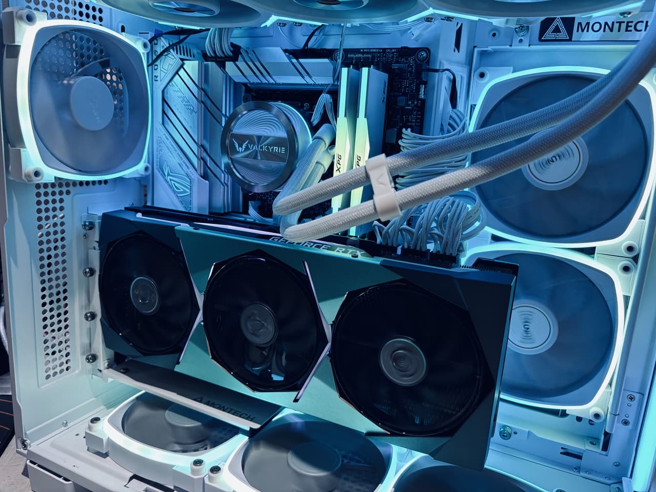 「換件外套，依然低調」 Micron Crucial PRO D5 6000 超頻版記憶體 #開箱 - 3C板 | Dcard