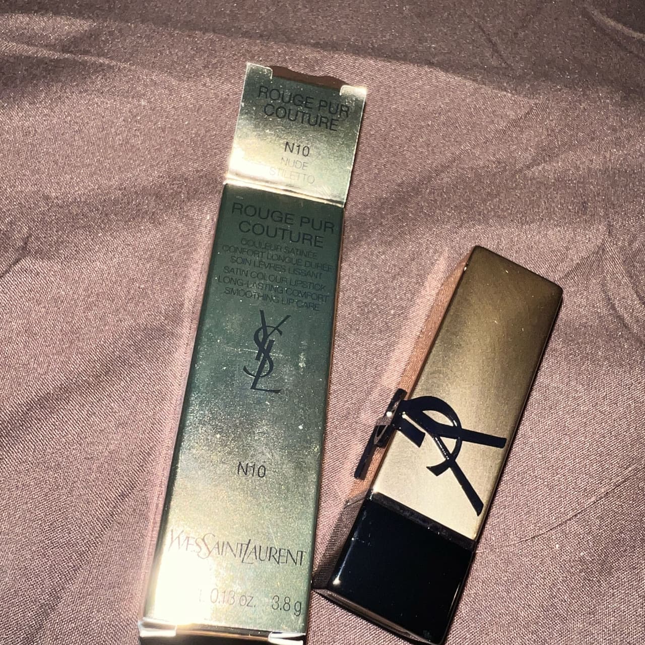 售全新 YSL #N10 口紅 - 台南應用科大板 | Dcard