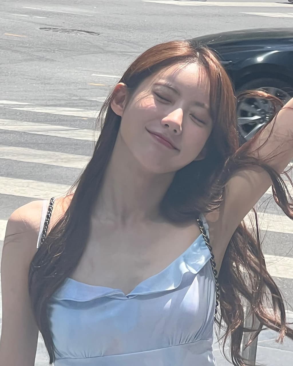 #更新 220823 LUDA UNIVERSE FNS、IG 貼文 - 宇宙少女板 | Dcard