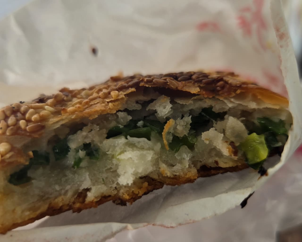 台北板南線美食 萬大碳烤燒餅店/芋香園/Yumsem宴先韓式紫菜包飯/麵屋雞金/莫方茶點 - 美食板 | Dcard