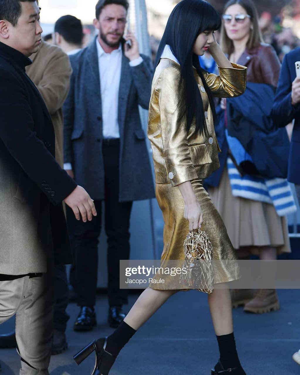 BLACKPINK LISA x Prada show - 追星板 | Dcard