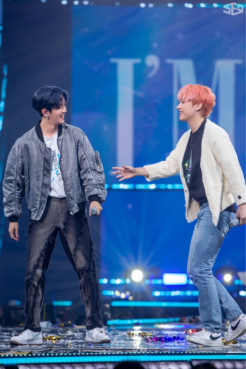 #活動 軍白期？在軍中也活躍著的SF9永彬、仁誠 - 韓星板 | Dcard