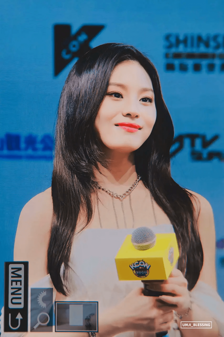 #行程 240331 VIVIZ - KCON HONGKONG 2024 DAY2 SHOW - GFRIEND板 | Dcard