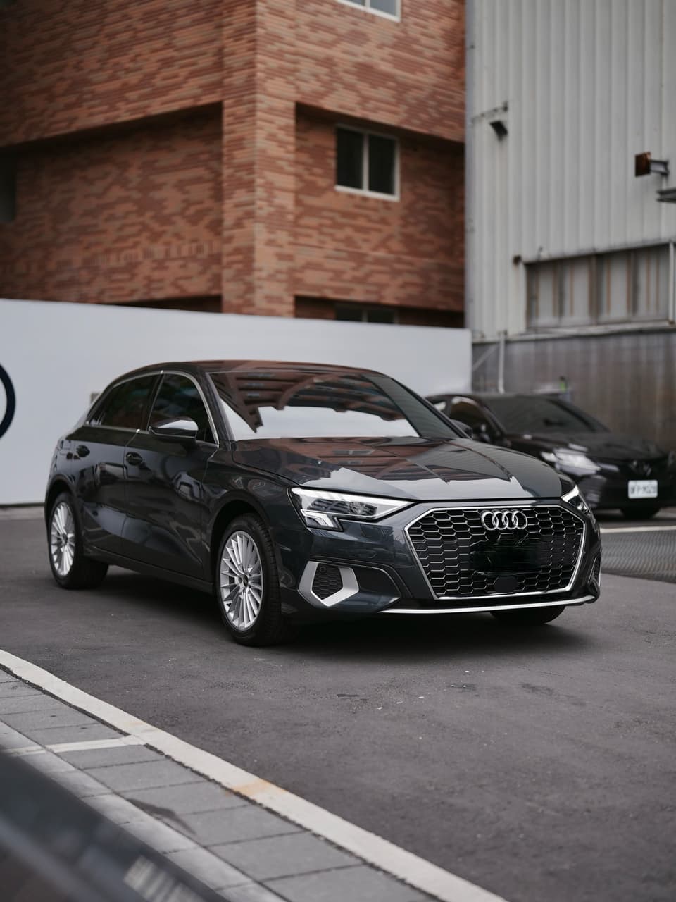 Audi A3 Sportback 35 TFSI advanced 金屬曼哈頓灰 Manhattan Grey - 汽車板 | Dcard