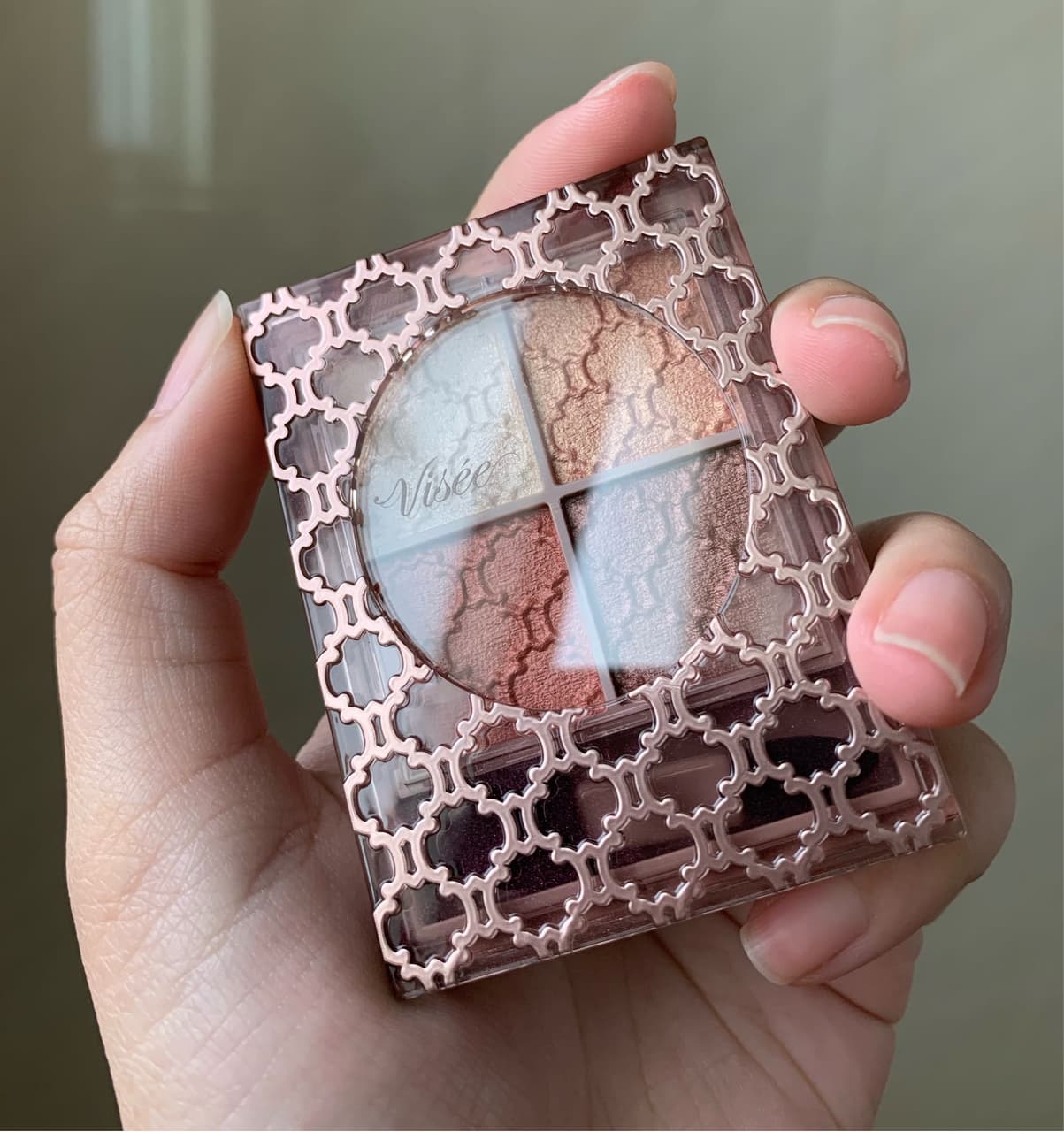 #試色 Visee新版四色眼影！ - 美妝板 | Dcard